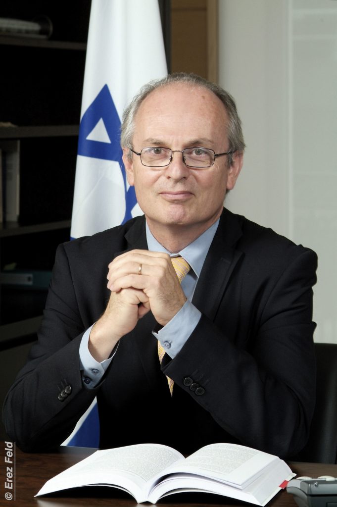 "Chroniques pour la Paix" avec Daniel Shek, ancien ambassadeur d'Israël ...